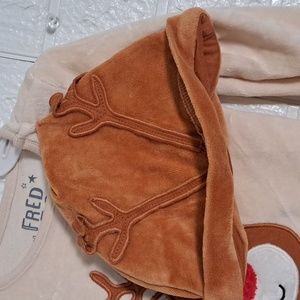 Fred & Flo | One Pieces | Fred Flo Reindeer Sleeper Outfit With Hat 36 ...